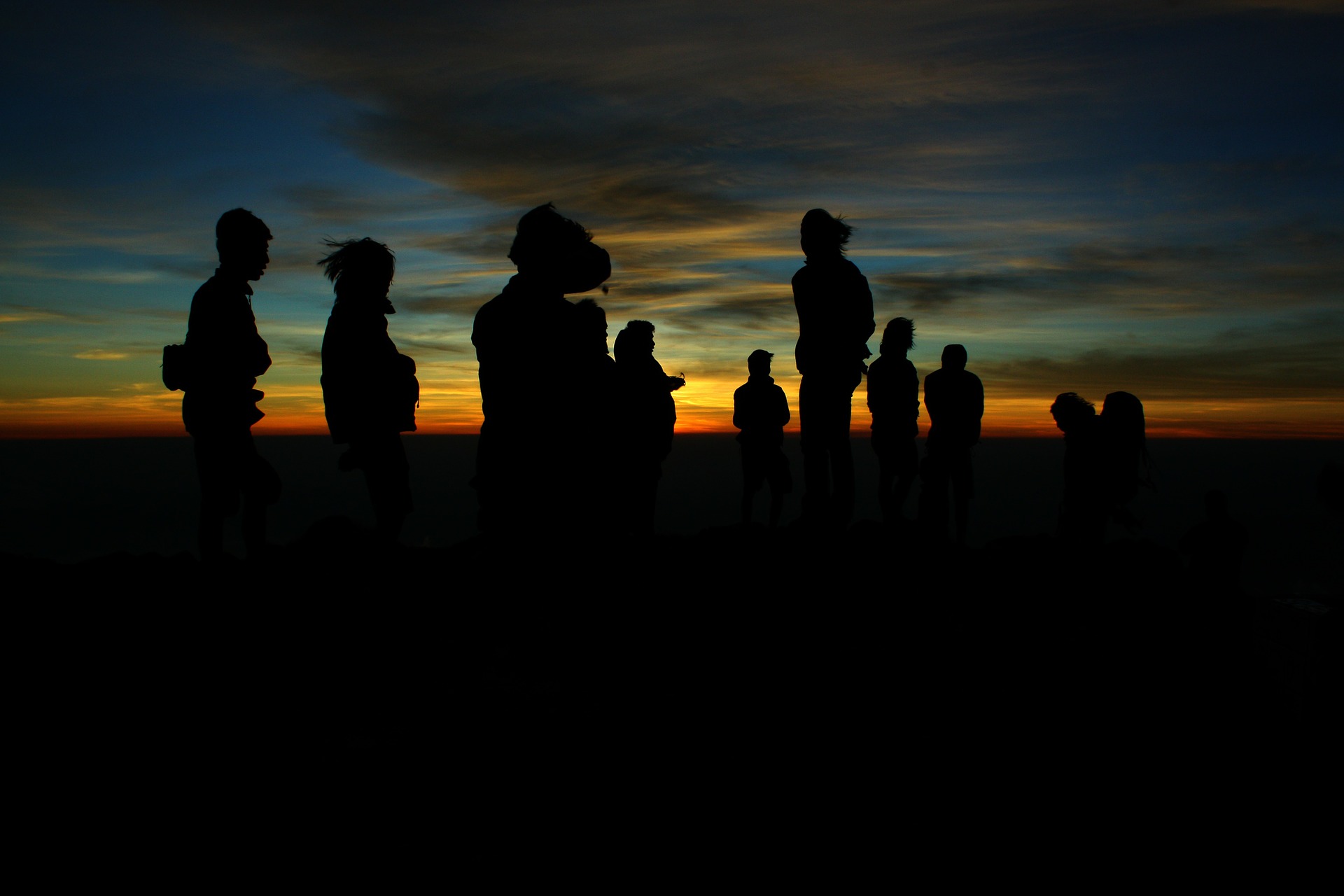 Family and international migration: Arranging the family life across ...
